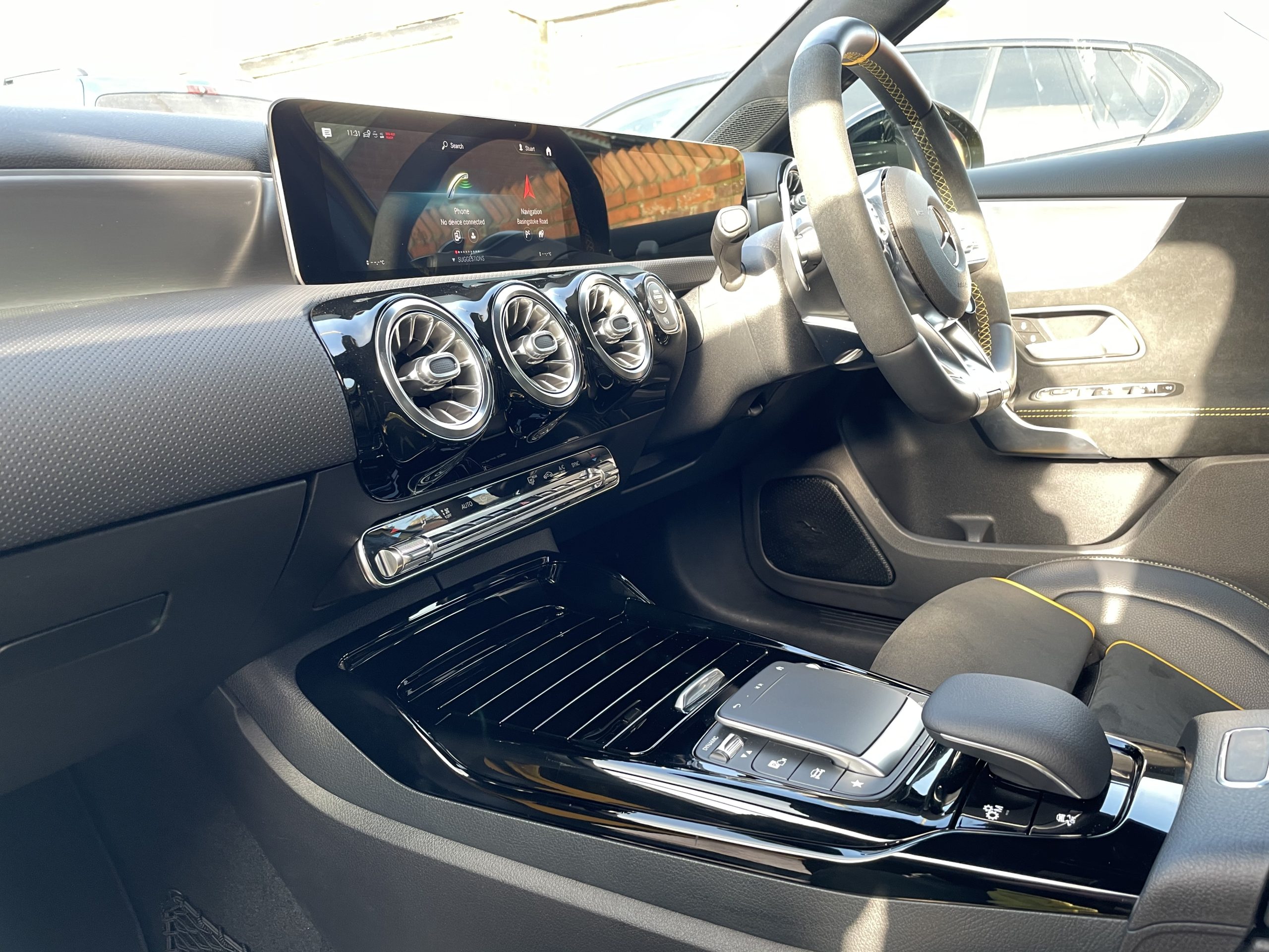 Mercedes A45 AMG – Audison APBX10AS2 Subwoofer & BASS Controller in ...